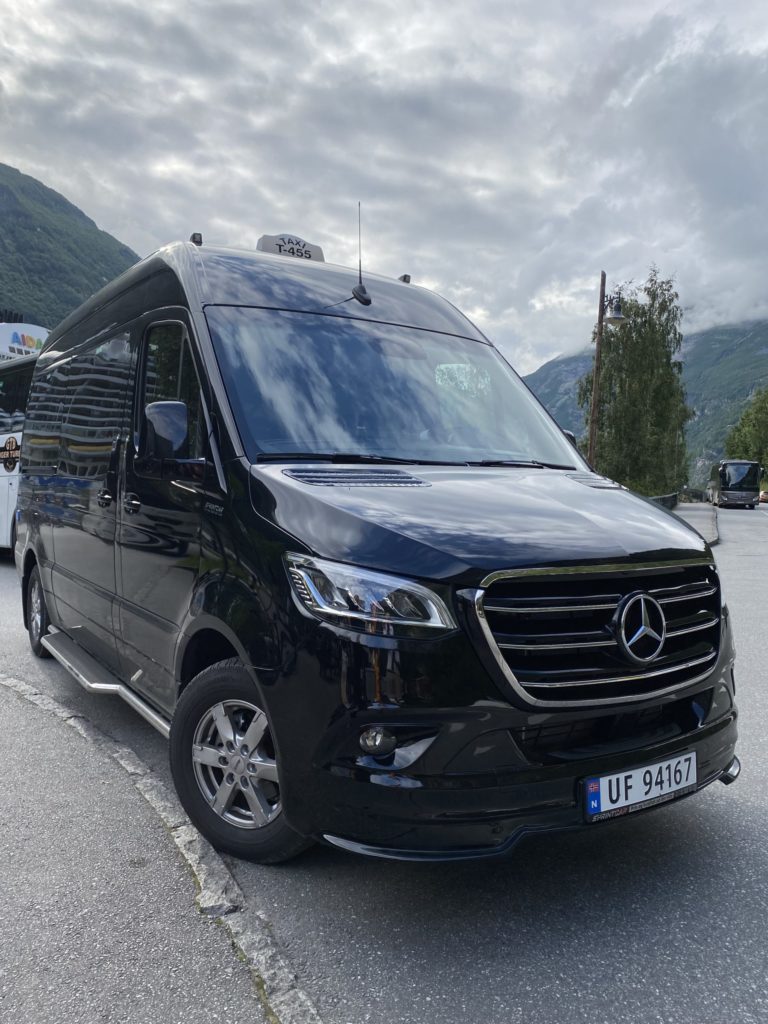 Taxi og Mini-busser - Geiranger Turbuss og Taxi